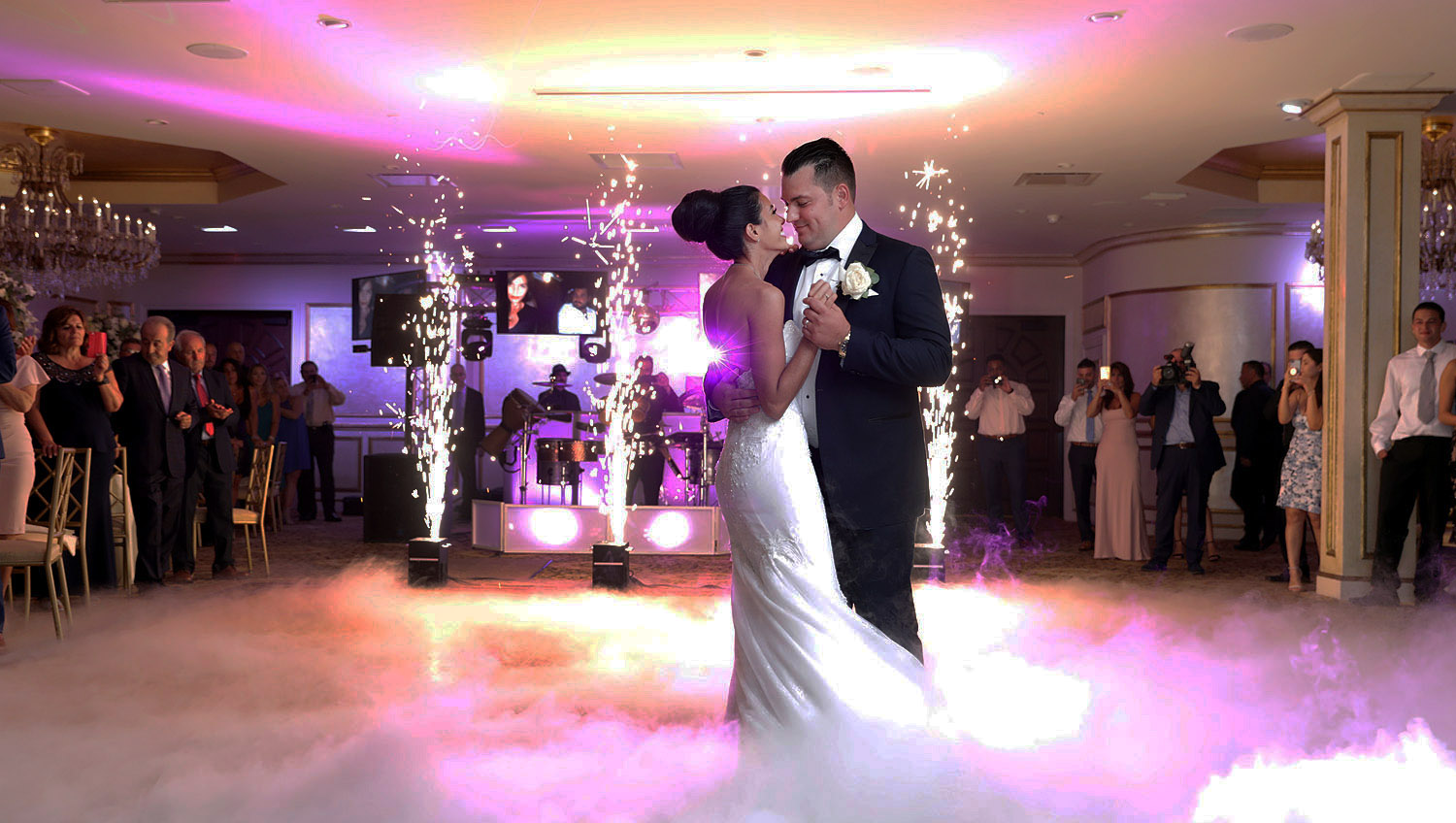 DJ Serg Entertainment | The Difference is in the Music